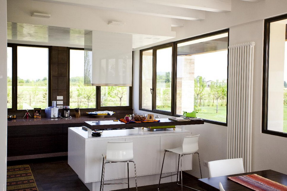 Tamplarie PVC geam termopan Pro-Smart Ferestre si usi din aluminiu